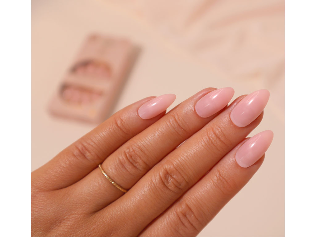 Umělé nalepovací nehty, 24kusů - Soft & Subtle | DiamondNails.cz